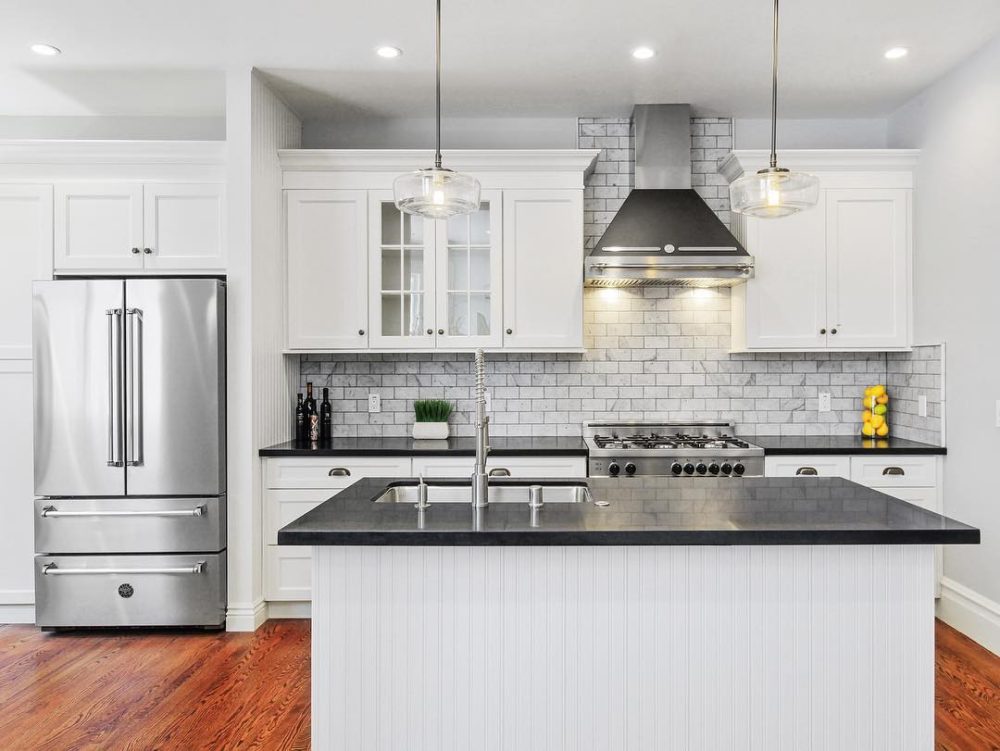 Personalizing Your Space with Custom High-End Kitchen Cabinets - PA Kitchen